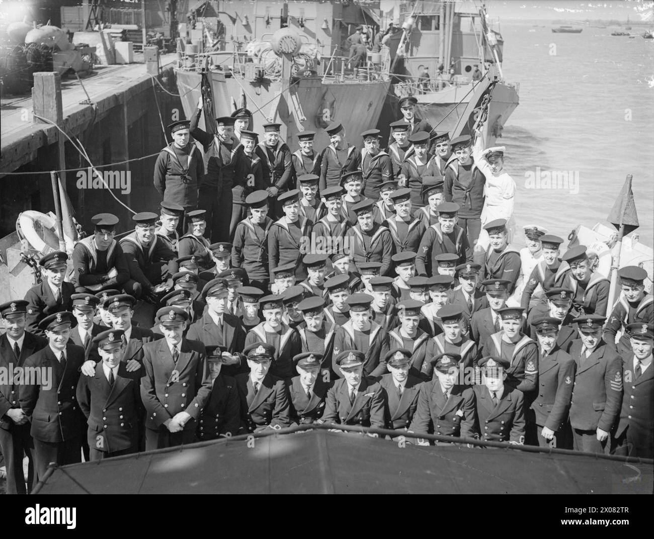 Bangor class minesweeper hi-res stock photography and images - Alamy