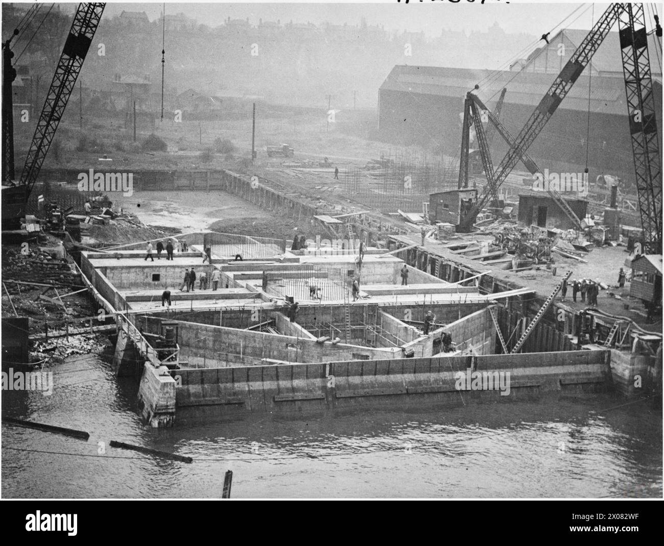THE ROYAL NAVY DURING THE SECOND WORLD WAR - Sea forts in the Thames ...