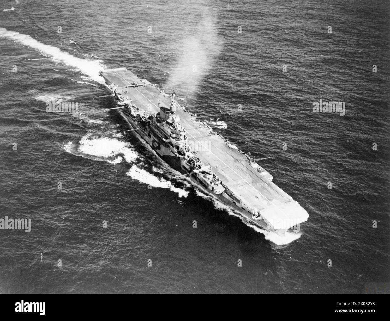 THE ROYAL NAVY DURING THE SECOND WORLD WAR - HMS INDOMITABLE sailing ...