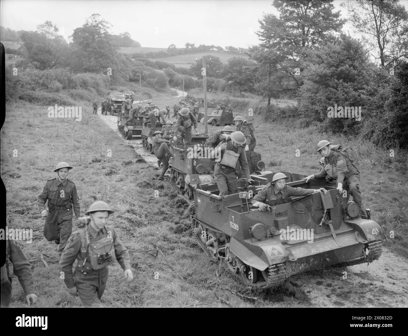 Troops from 3rd Battalion, Reconnaissance Corps, 3rd Infantry Division ...