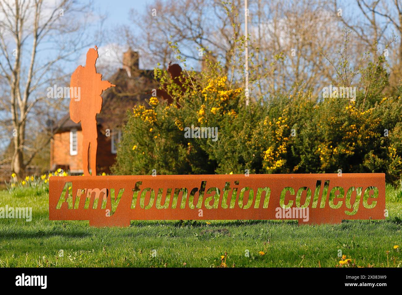 Steel soldier sculptures on Jubilee Roundabout next to the Army ...