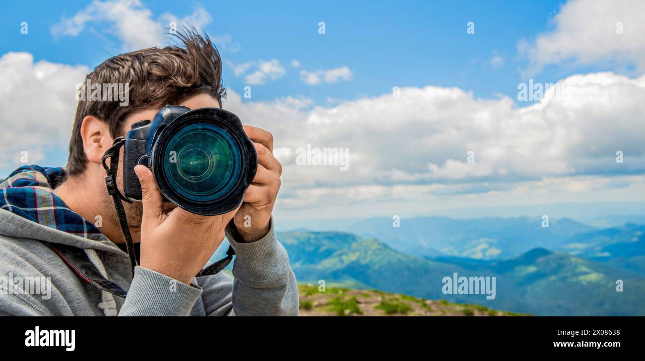 Mens photoshoot hi-res stock photography and images - Alamy