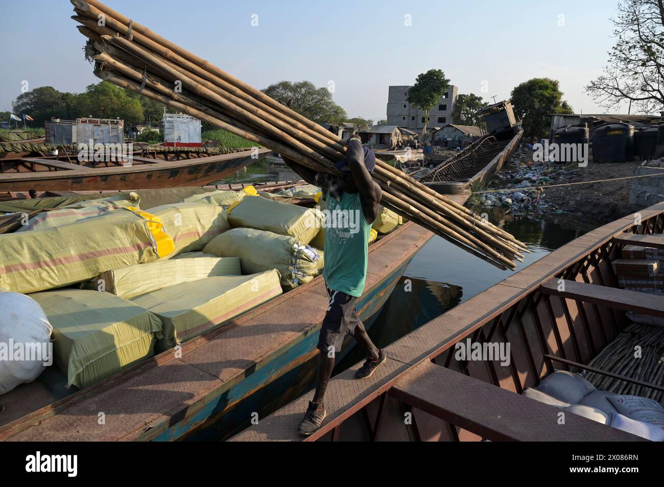 SOUTH-SUDAN, capital city Juba, White Nile river, Hai Jalaba river port ...