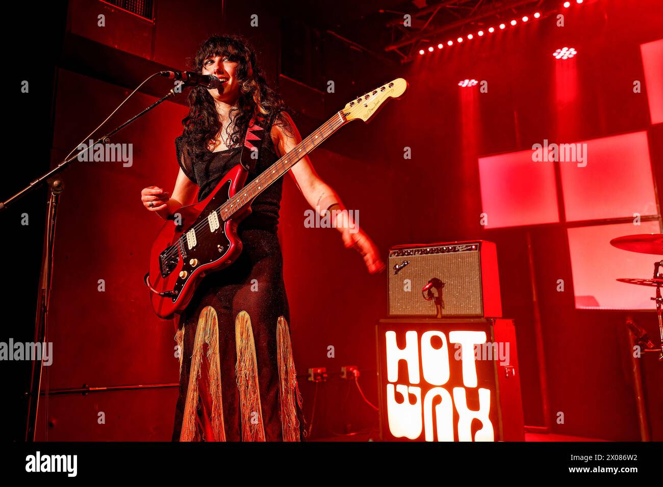 Sim von 2024 hi-res stock photography and images - Alamy