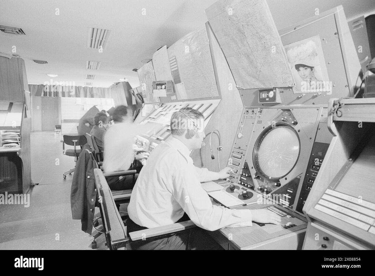 Current 10 - 3 - 1973: How safe we flyWhat is being done to ensure that ...
