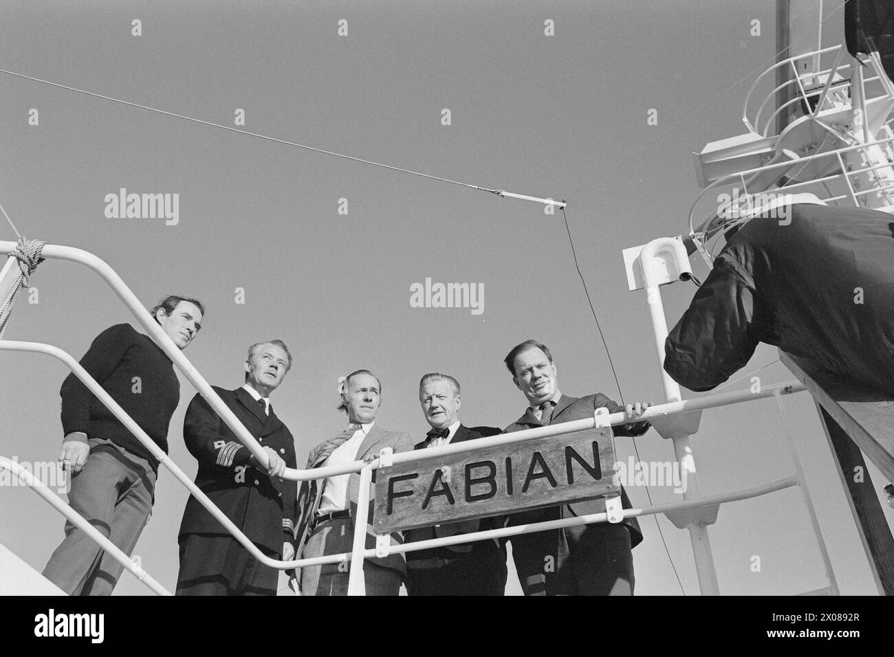 Current 9 - 9 - 1973: Damn Fabian so bigThe oil tanker T/T "Fabian" is ...