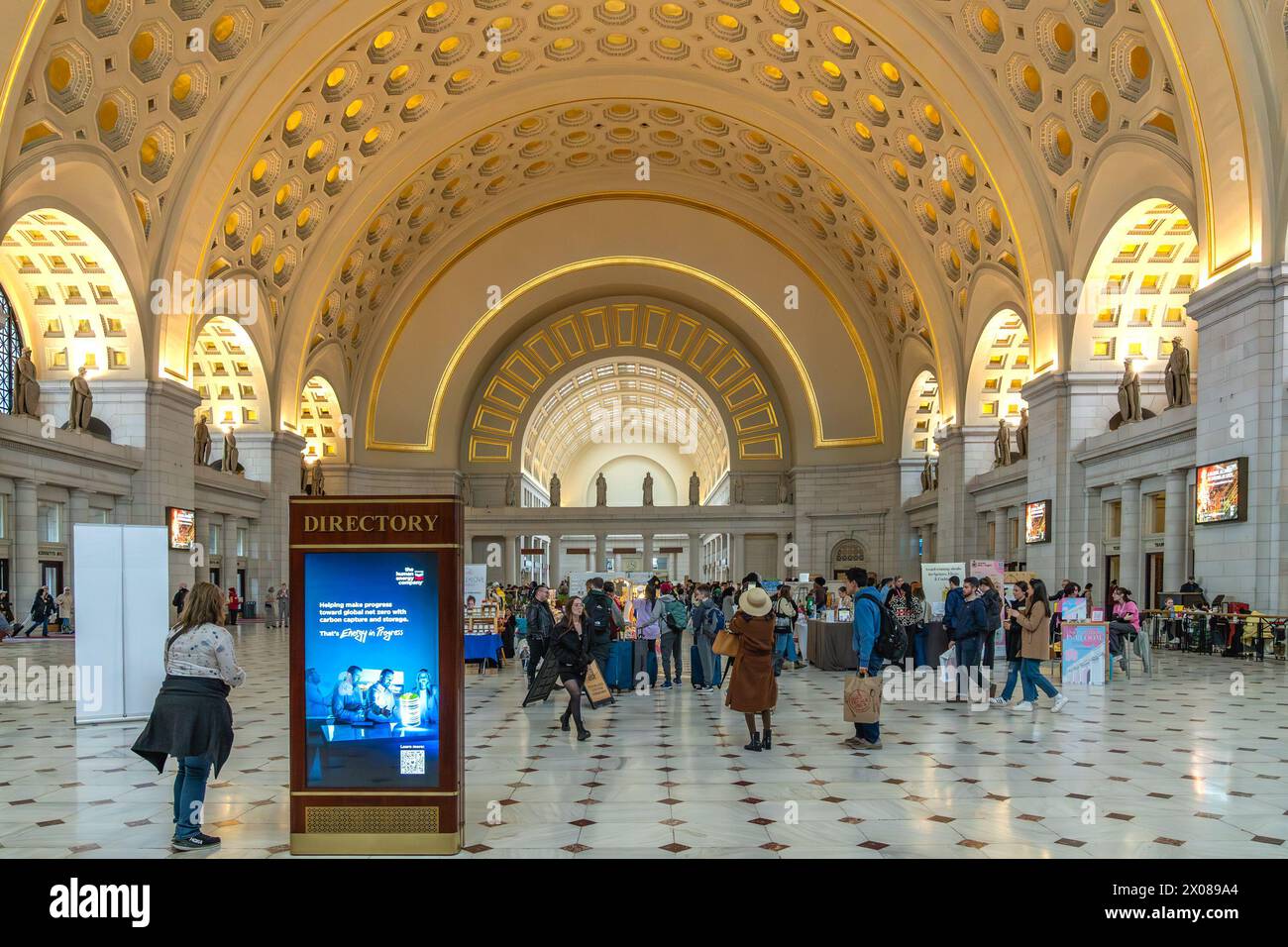 Us rail tourism historic landmark hi-res stock photography and images ...