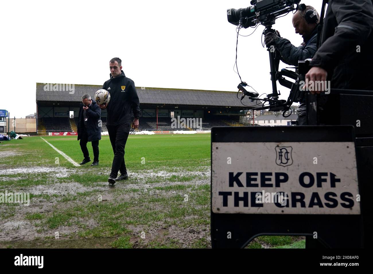 Referee don robertson after a pitch inspection resulting in the cinch ...
