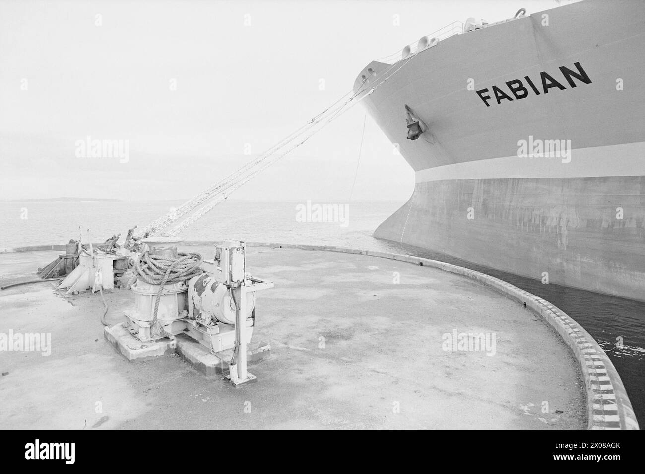 Current 9 - 9 - 1973: Damn Fabian so bigThe oil tanker T/T "Fabian" is ...