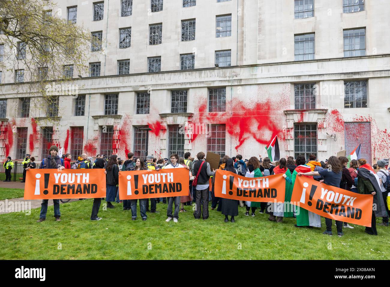 London, UK. 10 APR, 2024. Palestine action and Youth demand activists ...