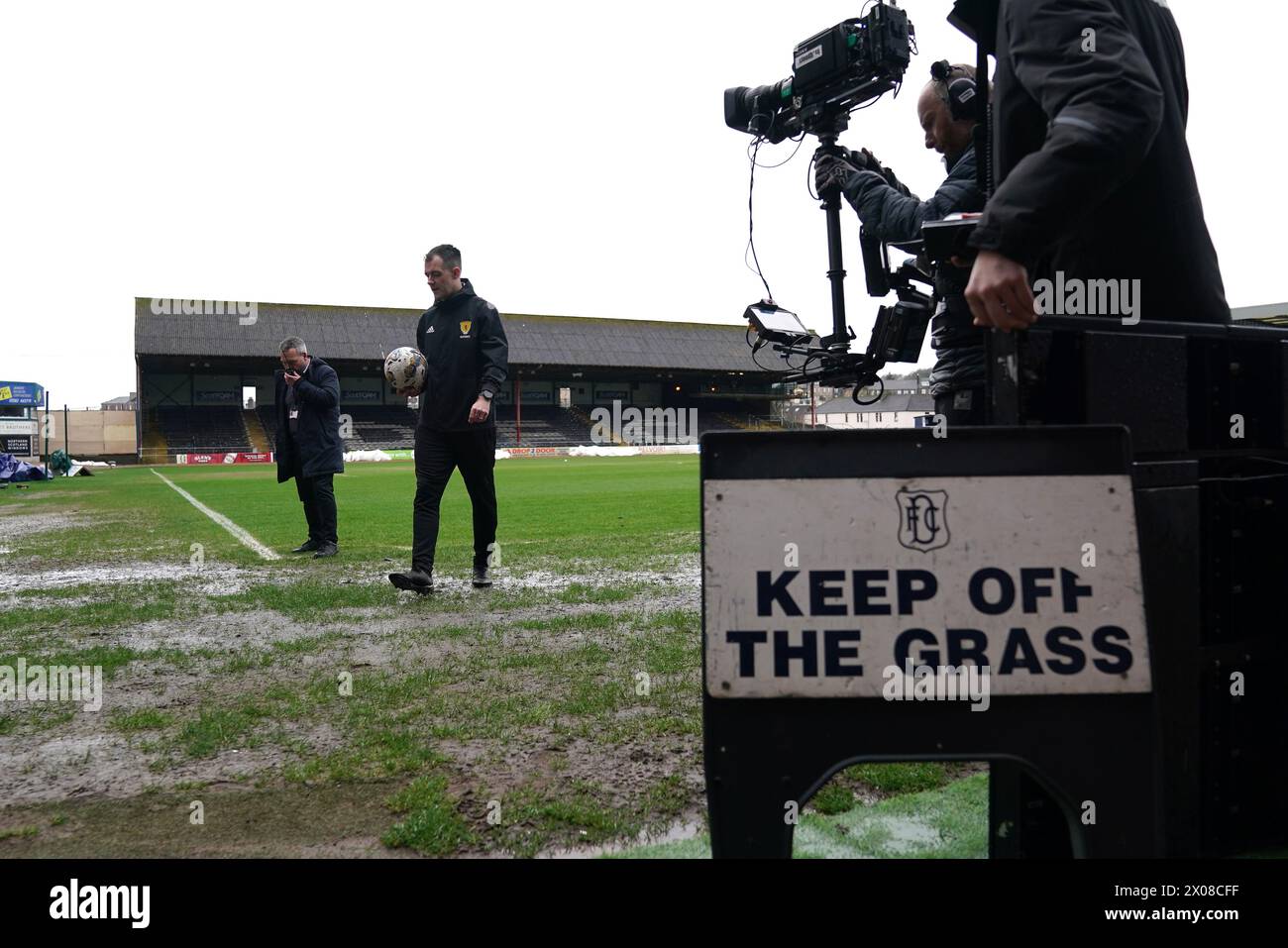 Referee don robertson after a pitch inspection resulting in the cinch ...