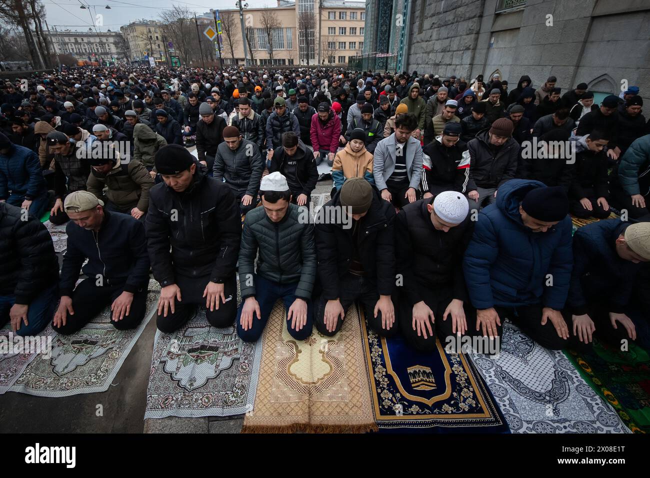 St. Petersburg, Russia. 10th Apr, 2024. Muslims offer prayers near the ...
