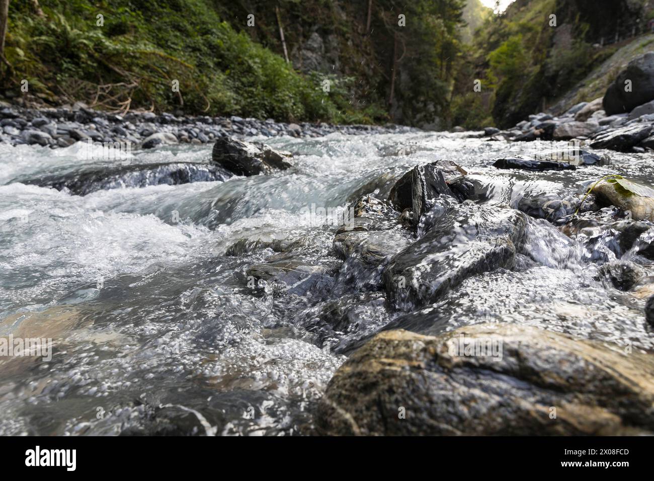 die enge Taminaschlucht zwischen Bad Pfäfers und Bad Ragaz, St. Gallen ...