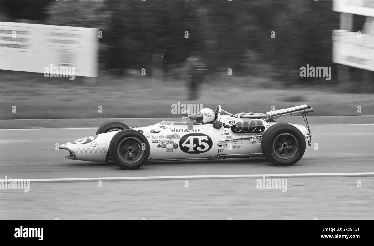 Ronnie Bucknum in a Eagle-Ford in the 1968 USAC National Championship ...