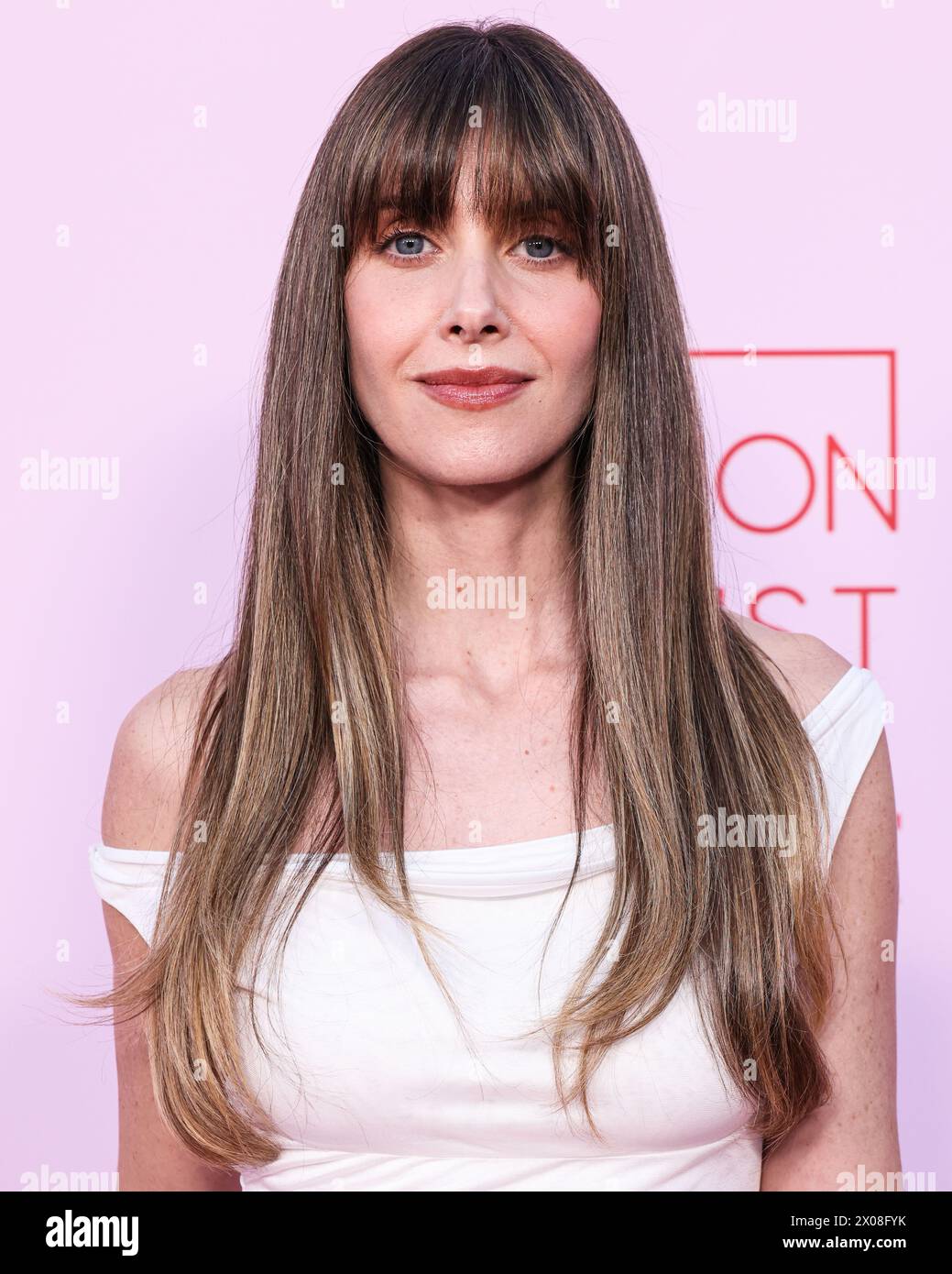 BEVERLY HILLS, LOS ANGELES, CALIFORNIA, USA - APRIL 09: Alison Brie ...