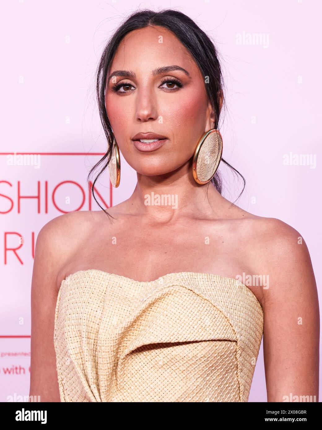 BEVERLY HILLS, LOS ANGELES, CALIFORNIA, USA - APRIL 09: Jasmin Larian ...