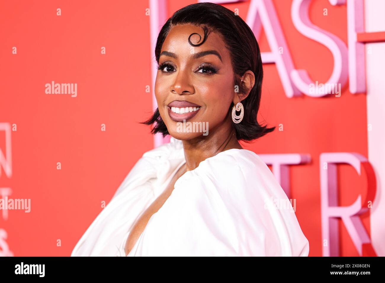 BEVERLY HILLS, LOS ANGELES, CALIFORNIA, USA - APRIL 09: Kelly Rowland ...