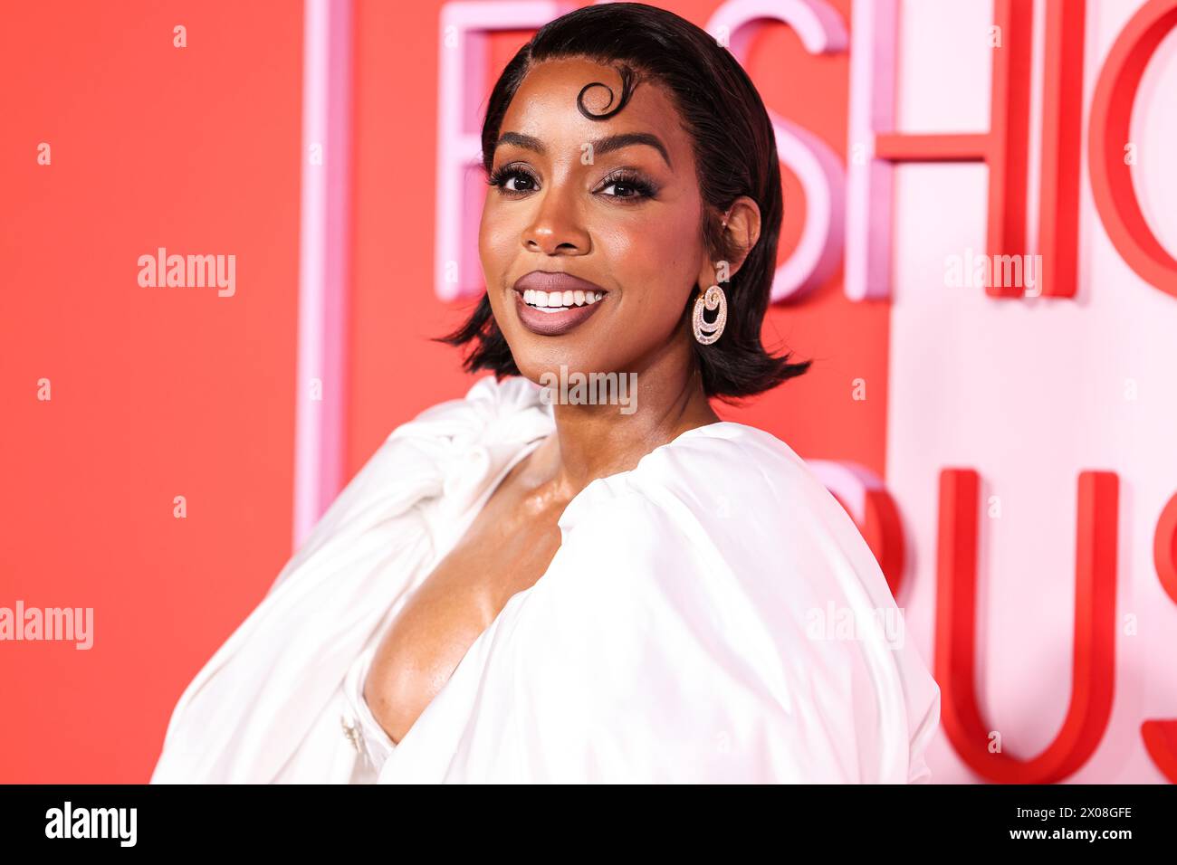 BEVERLY HILLS, LOS ANGELES, CALIFORNIA, USA - APRIL 09: Kelly Rowland ...