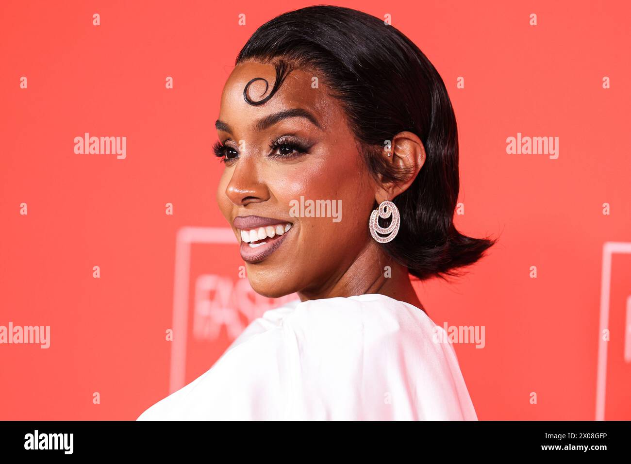 BEVERLY HILLS, LOS ANGELES, CALIFORNIA, USA - APRIL 09: Kelly Rowland ...