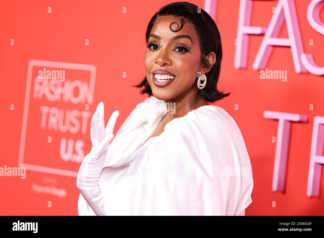 BEVERLY HILLS, LOS ANGELES, CALIFORNIA, USA - APRIL 09: Kelly Rowland ...
