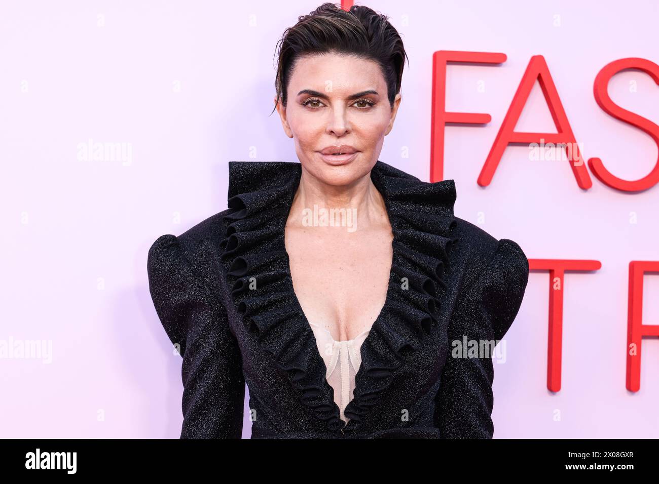 Lisa rinna portrait 2024 hi-res stock photography and images - Alamy