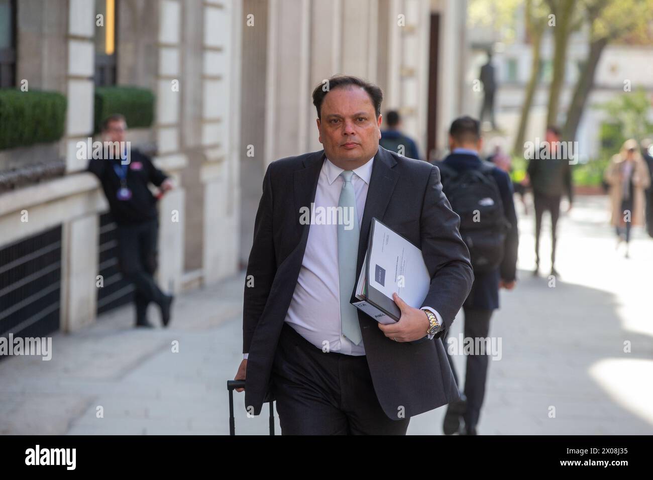 London, England, UK. 10th Apr, 2024. Counsel to the Inquiry JASON BEER is seen arriving at ...