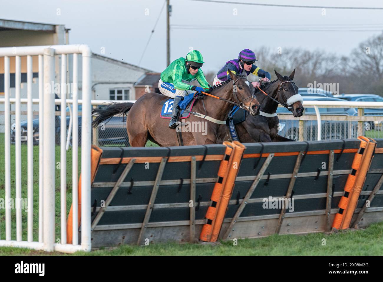 Abuffalosoldier winning at wincanton hi-res stock photography and ...
