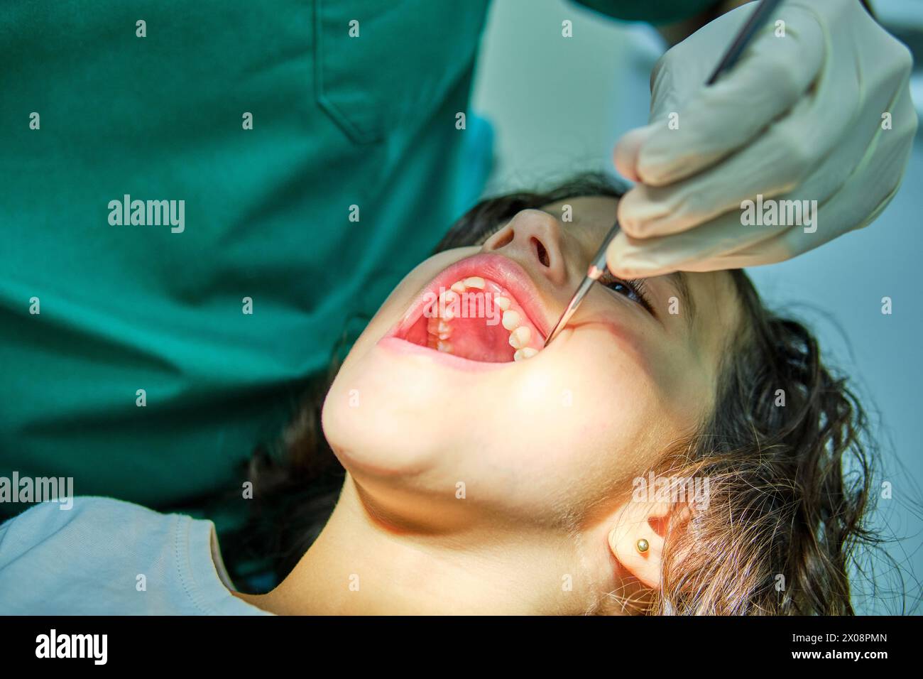 Pediatric dental appointment hi-res stock photography and images - Alamy