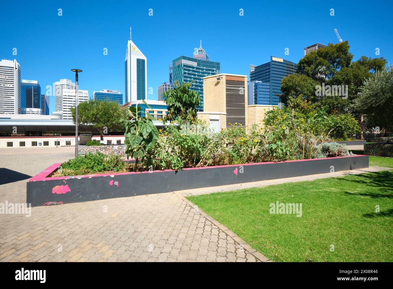 Orchard centre hi-res stock photography and images - Alamy
