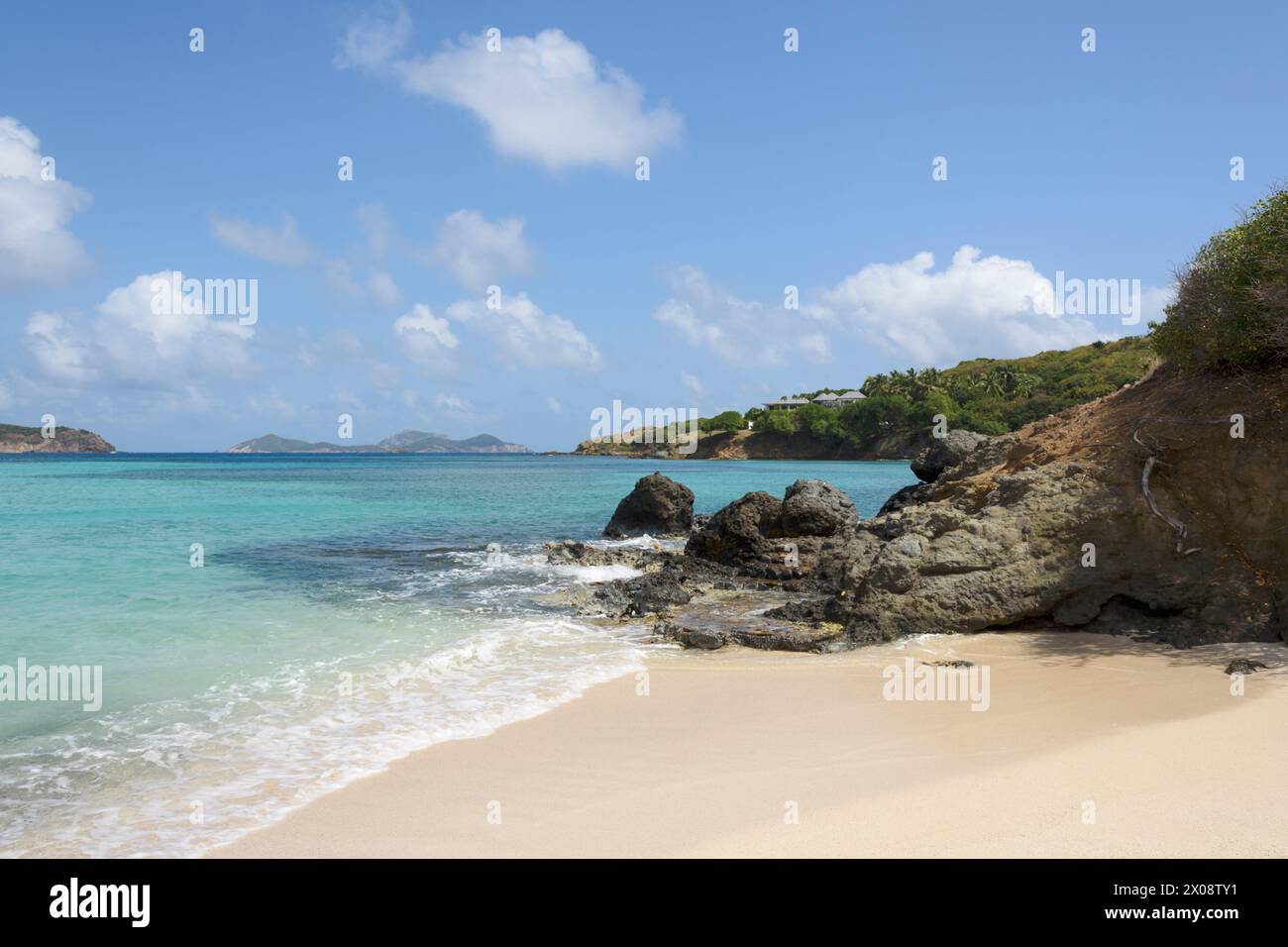 L’Ansecoy Kite Beach, Mustique Island, St Vincent & the Grenadines ...