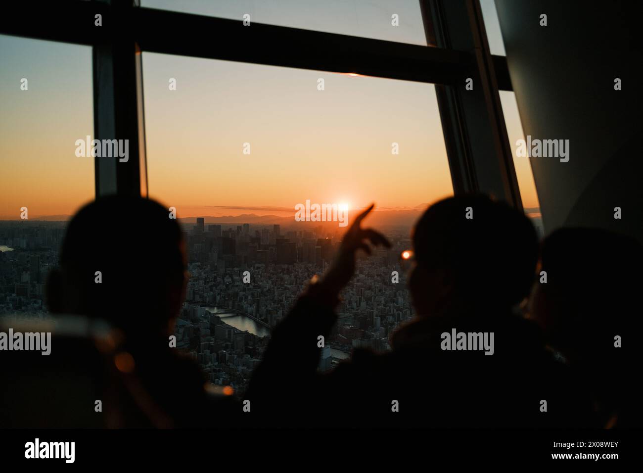 Sprawling deck hi-res stock photography and images - Alamy