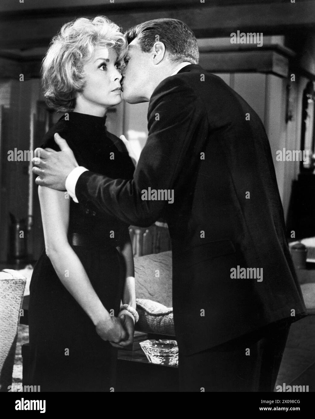 Janet Leigh, Jeremy Slate, on-set of the film, "Wives And Lovers ...
