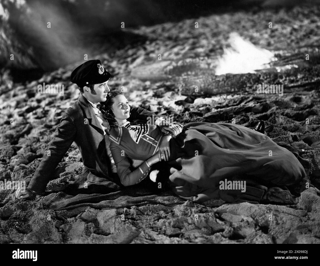 David Manners, Elizabeth Allan, on-set of the film, "A Woman Rebels ...