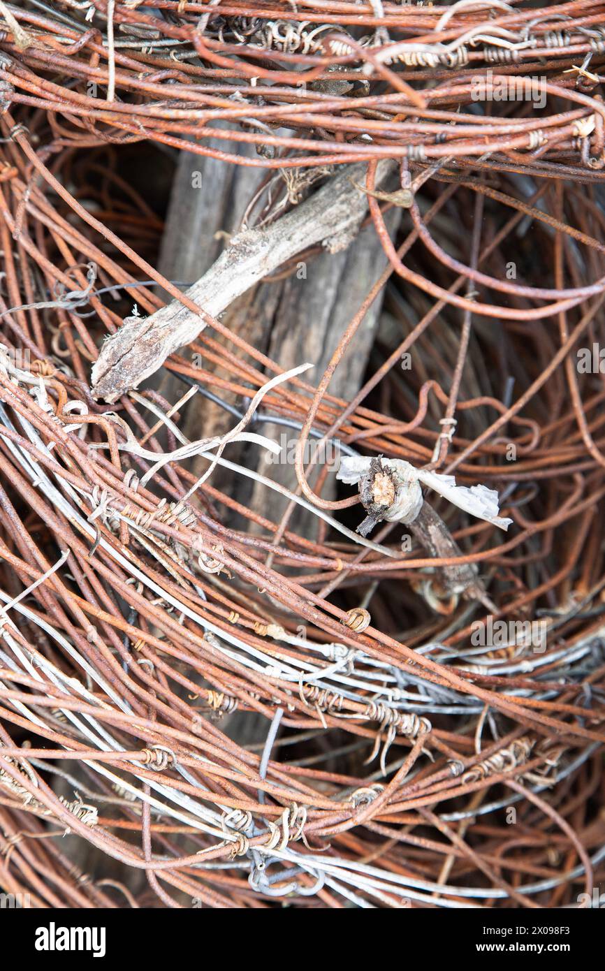 Aged wire hi-res stock photography and images - Alamy
