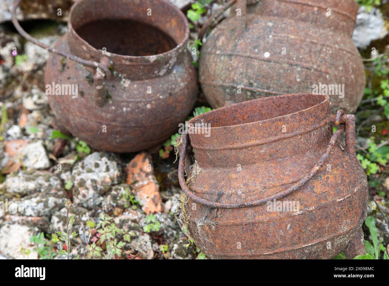 Rusted container hi-res stock photography and images - Alamy
