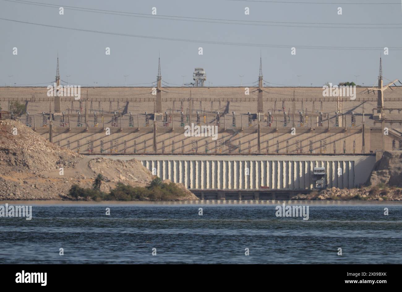 The high dam of Aswan Stock Photo - Alamy