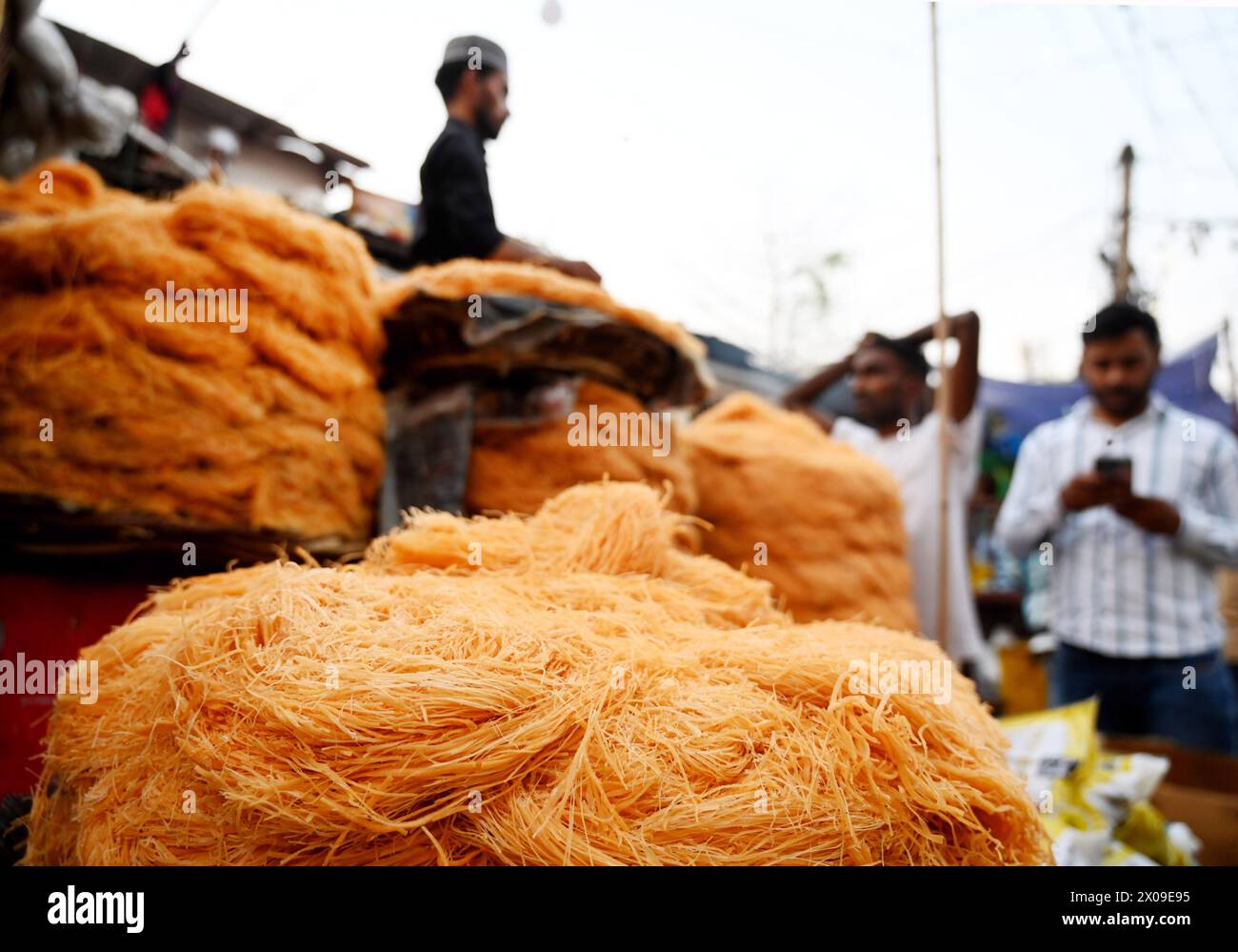India and vermicelli and ramadan hi-res stock photography and images ...