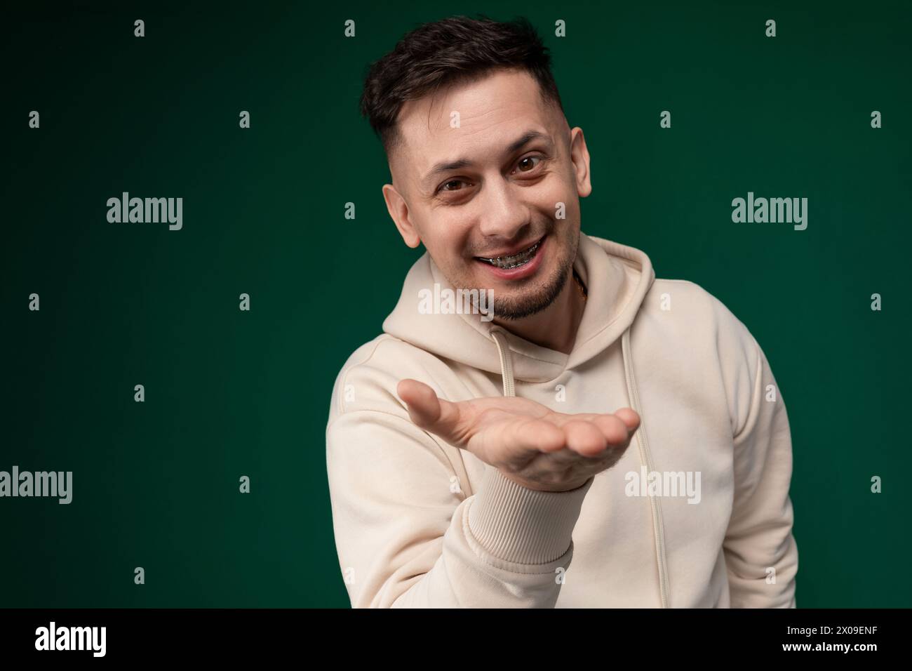 Concealed movement hi-res stock photography and images - Alamy