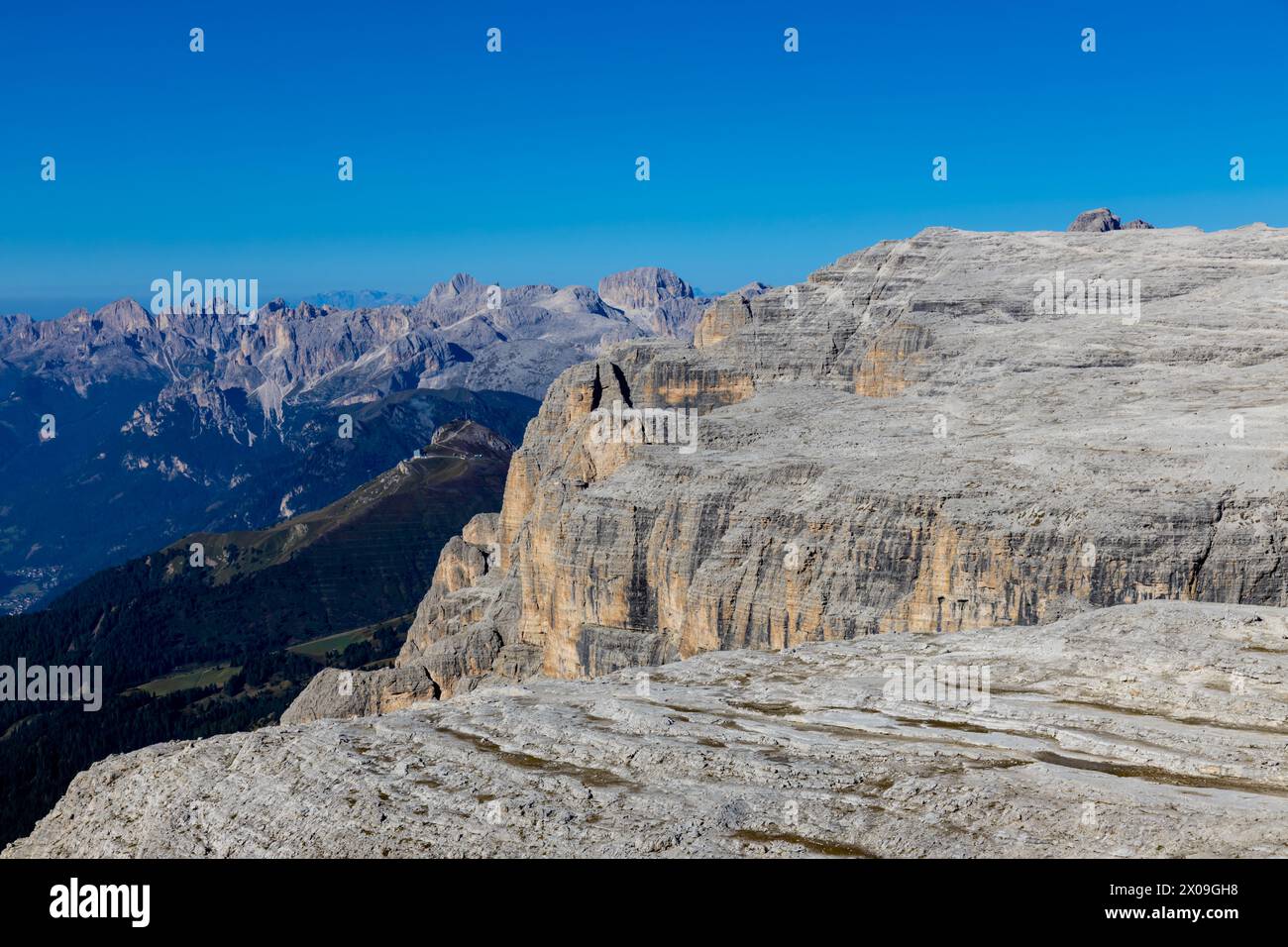 Boe peaks hi-res stock photography and images - Alamy