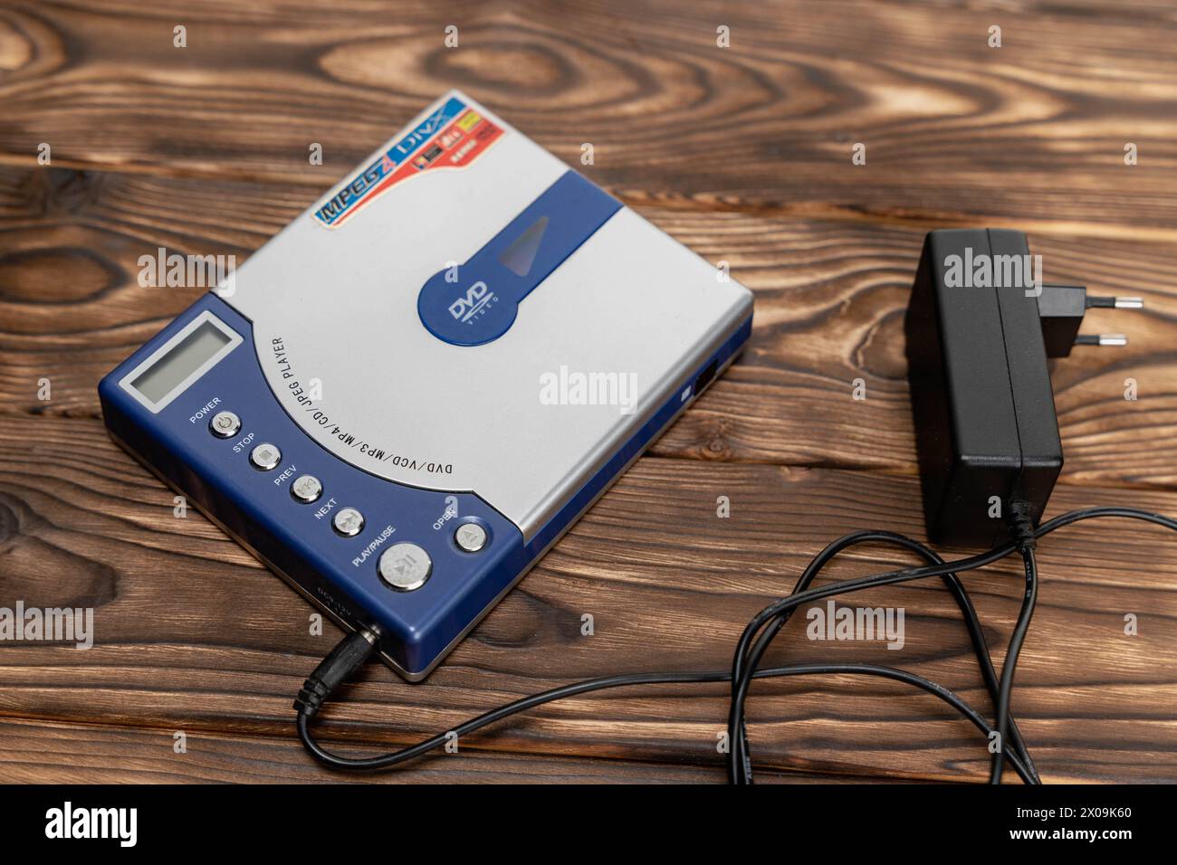 Insert operation hi-res stock photography and images - Alamy