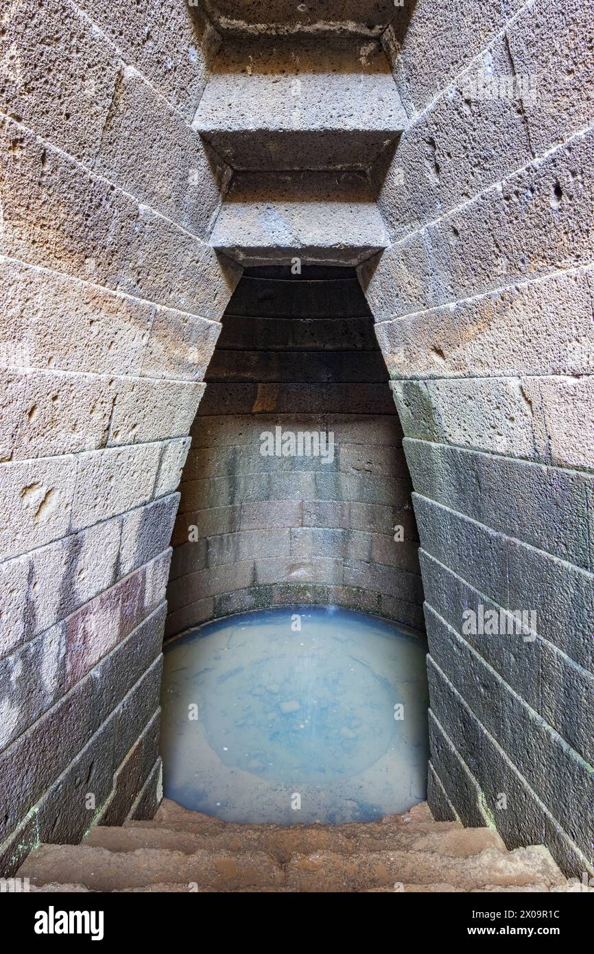 Sacred ancient temple in sardinia hi-res stock photography and images ...