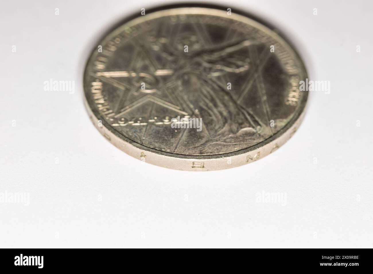 1975 russian commemorative coin hi-res stock photography and images - Alamy