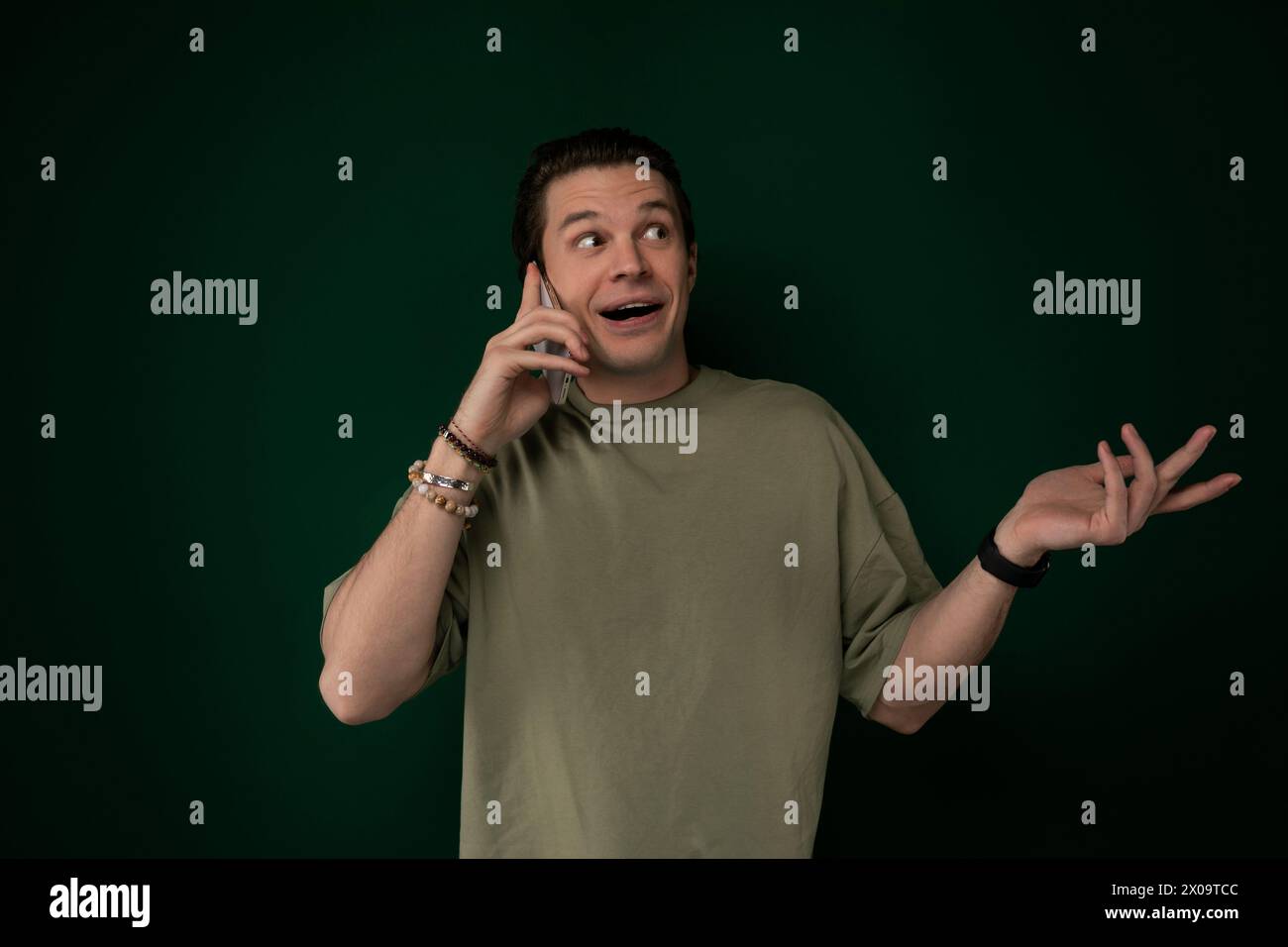 Exaggerated facial expression hi-res stock photography and images - Alamy