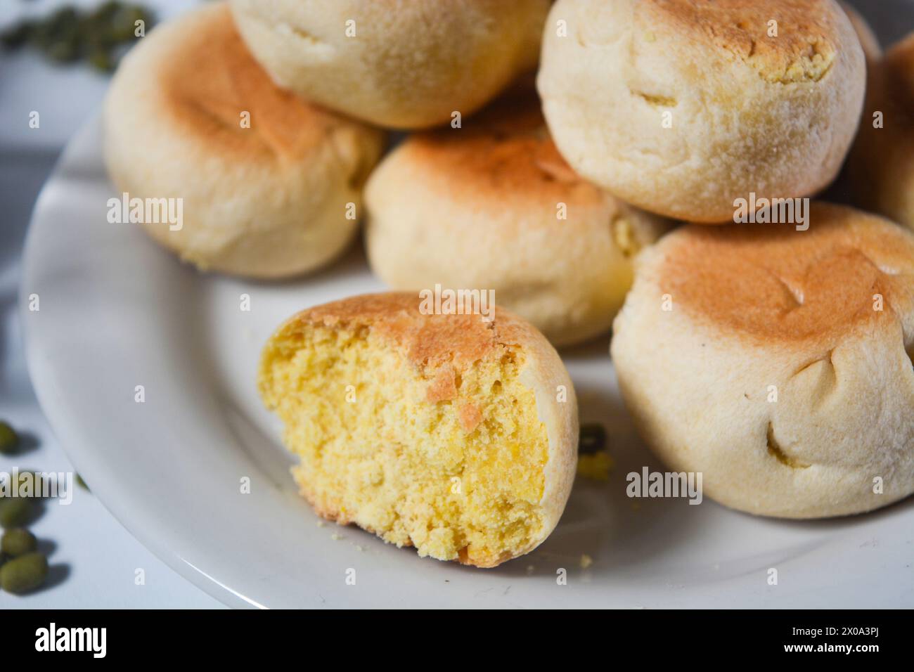 Bakpia cake hi-res stock photography and images - Alamy