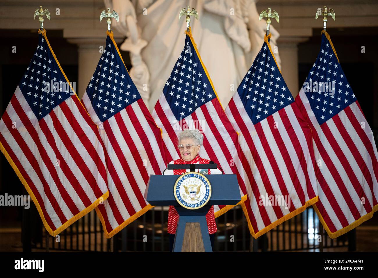 Mae krier hi-res stock photography and images - Alamy