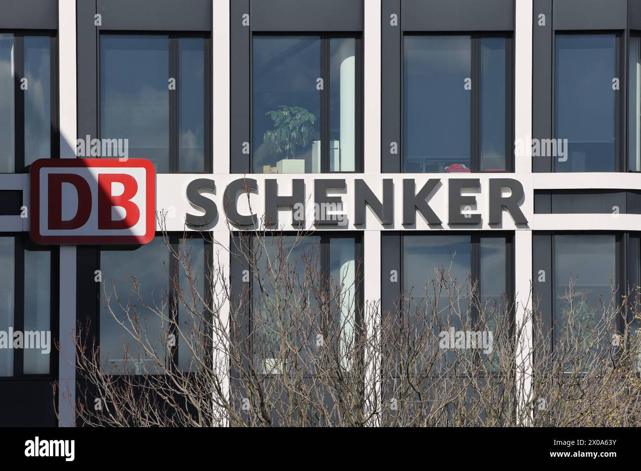 Bahntochter hi-res stock photography and images - Alamy