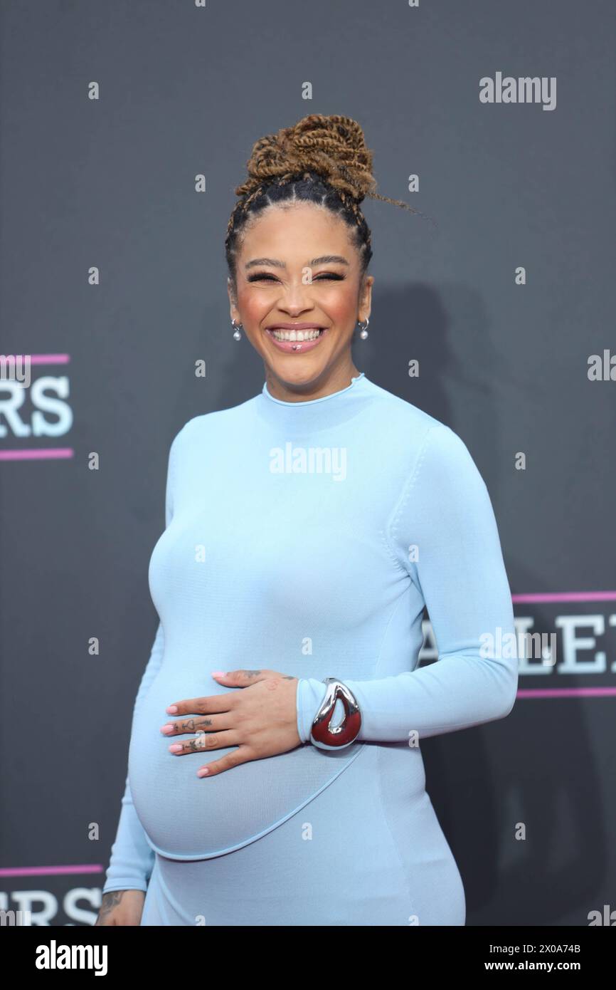 Khaleb Brooks giving inspirational winning speech Stock Photo - Alamy