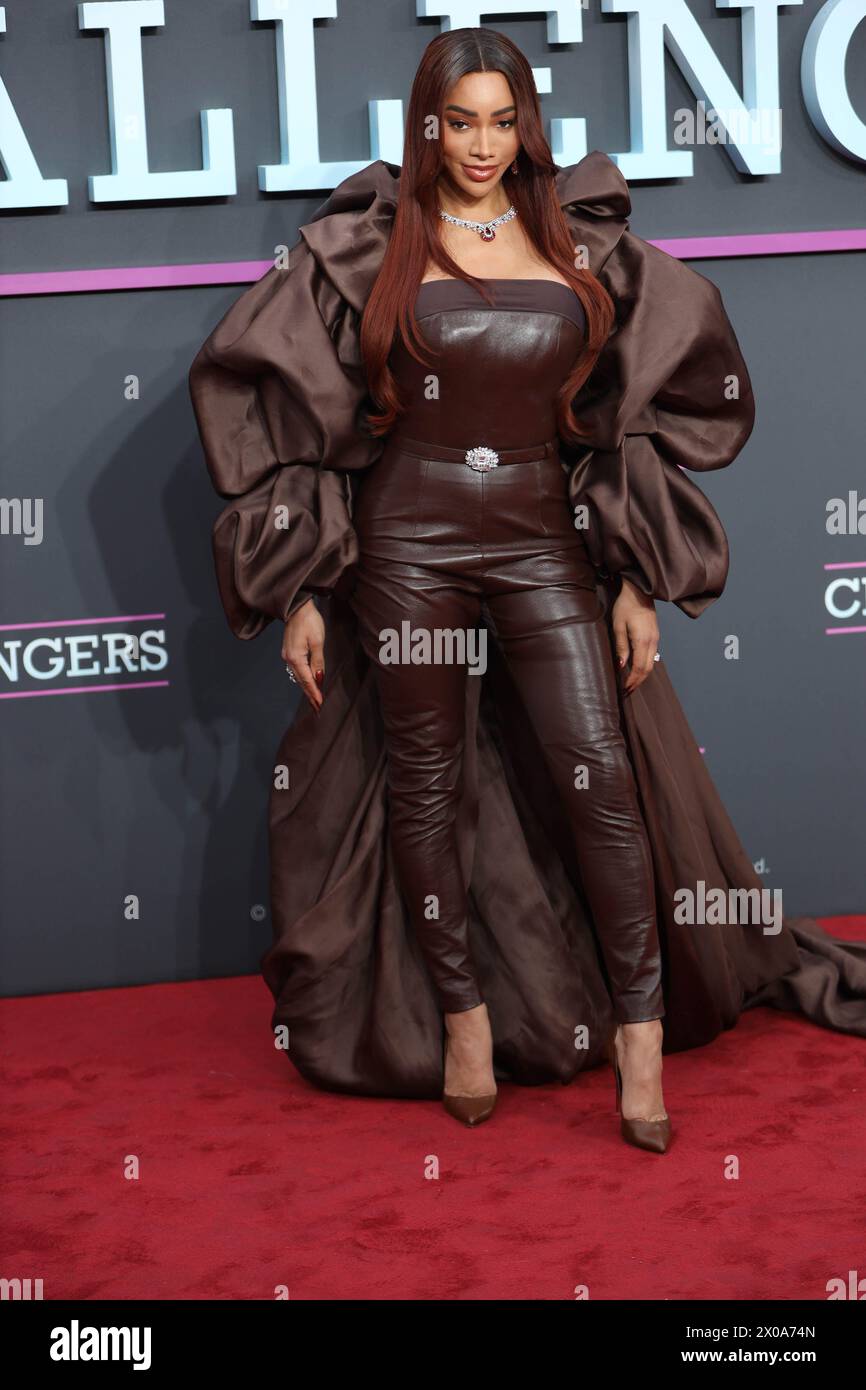 Khaleb Brooks giving inspirational winning speech Stock Photo - Alamy