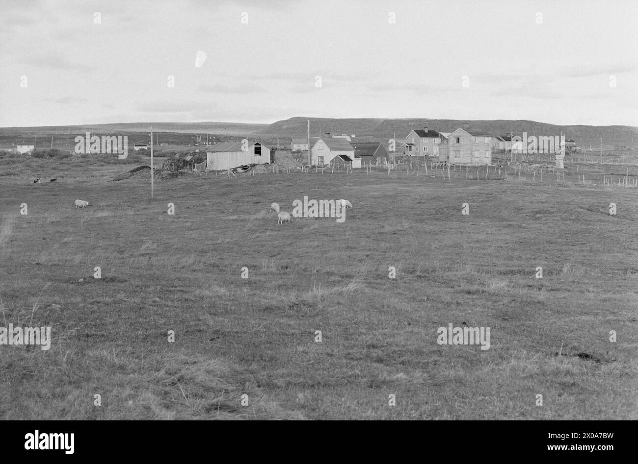 Aktuell 40-4-1973 : En bygd på trygdNesseby i Finnmark er en av de ...