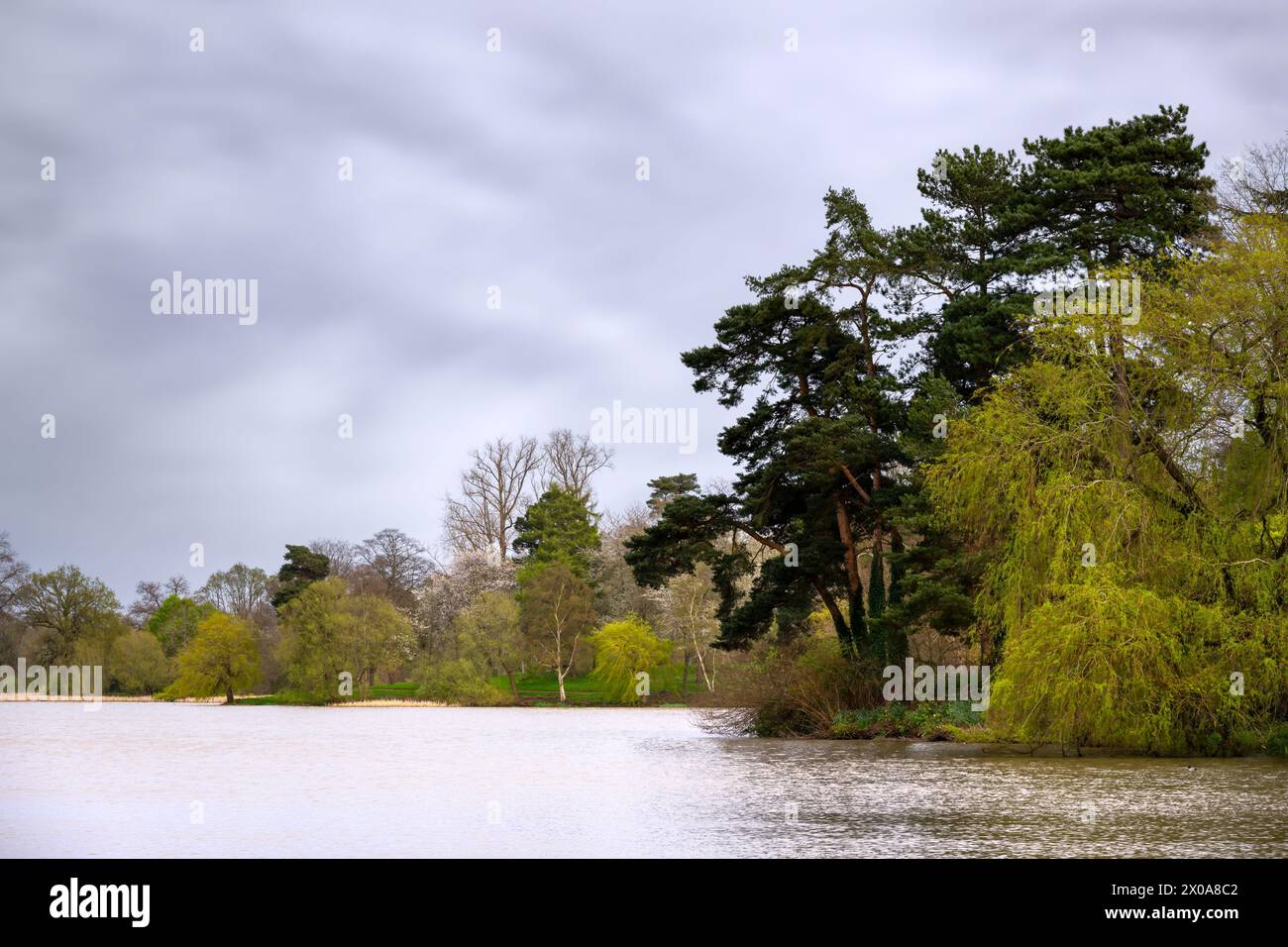Kent countryside in spring hi-res stock photography and images - Alamy
